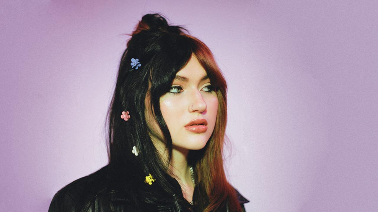 Biography Of GAYLE, Facts, Real Name, Age, Networth, Songs, Awards