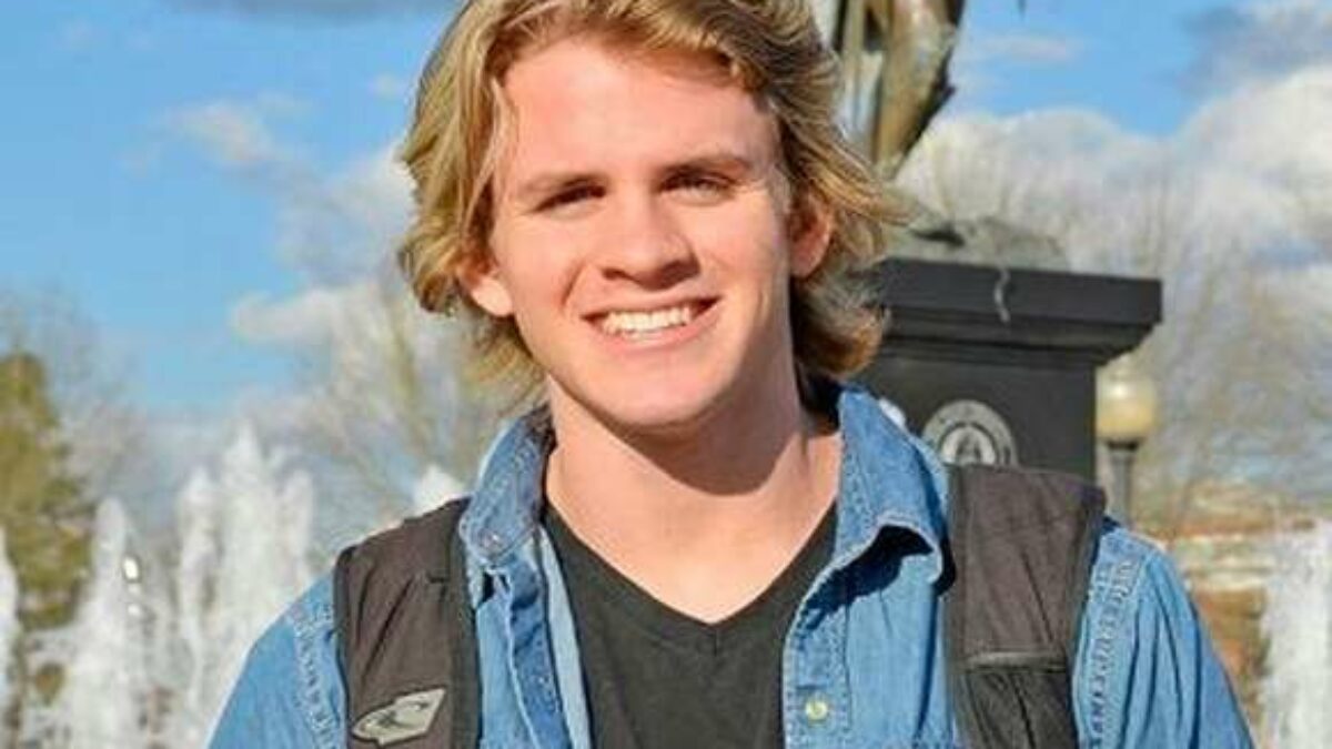 Biography Of Cole LaBrant, Facts, Real Name, Age, Net-worth, Awards ...