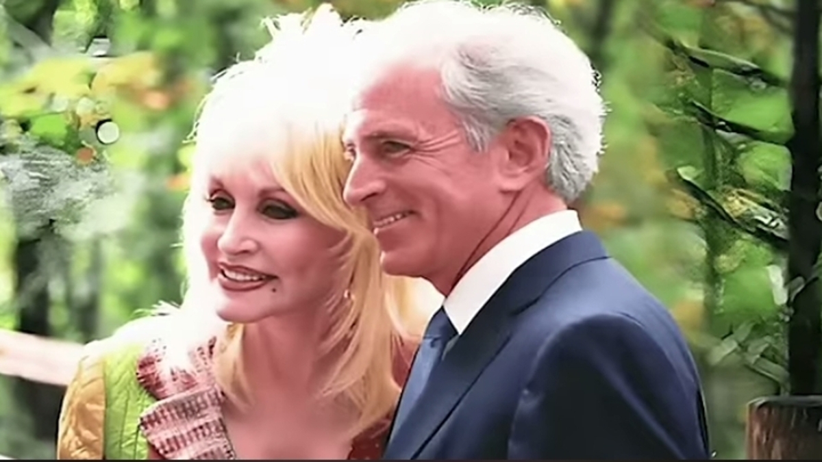 Dolly Parton’s Husband Of Nearly 60 Years 'Carl Dean' Dies At Age Of 82 - I Get Talk