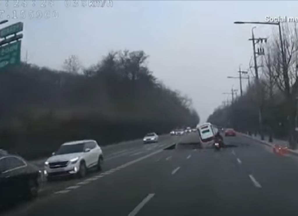 Biography Of SZA, Facts, Real Name, Age, Net-worth, Songs, Awards, Family