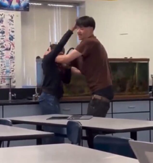 Biography Of SZA, Facts, Real Name, Age, Net-worth, Songs, Awards, Family